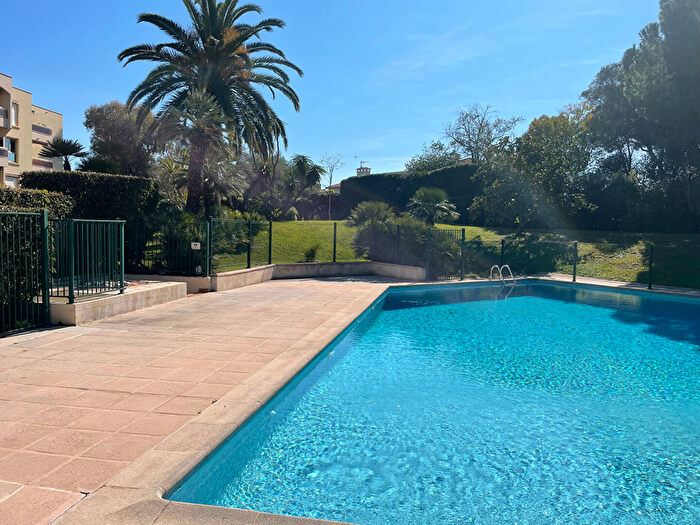 Appartement à vendre - Vallauris, Pertuades - 1 pièce