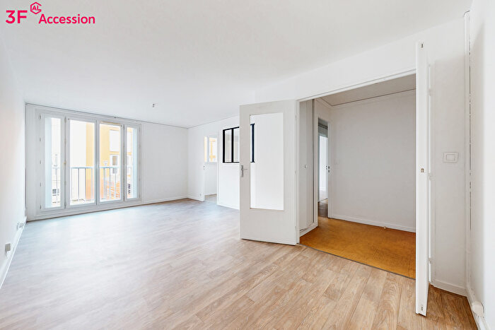 Appartement à vendre - Coulommiers, Chemin de Fer - 2 pièces - 1 chambre