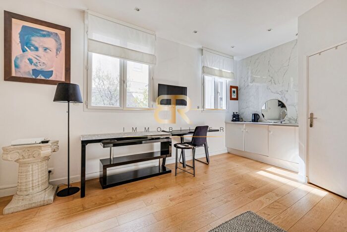Appartement 1 pièce à Paris 8ème, Elysée, Madeleine, à vendre