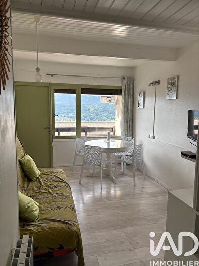 Appartement 2 pièces à Murat-le-Quaire, à vendre