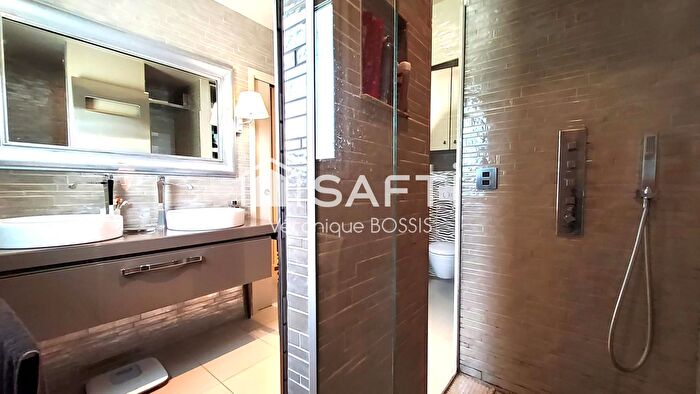 Maison à vendre - La Roche-sur-Yon, Pentagone, Pont-Morineau - 8 pièces - 5 chambres