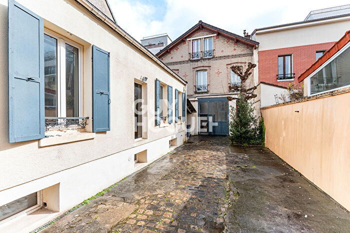 Asnières-sur-Seine, Gresillons, Voltaire - Maison 5 pièces à vendre