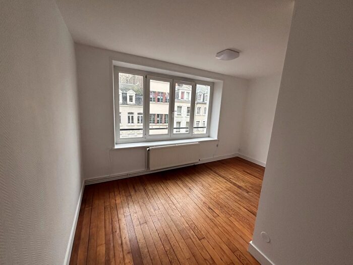 Appartement à louer - Boulogne-sur-Mer, Basse-ville - 3 pièces - 2 chambres