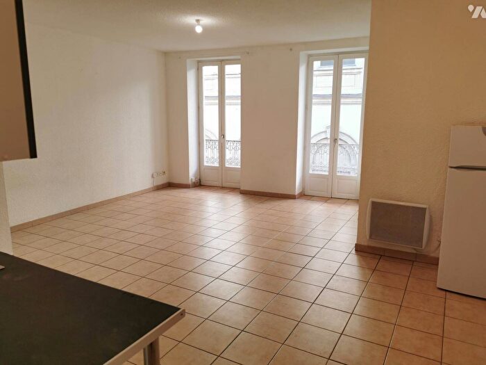 Appartement à louer - Montélimar - 2 pièces - 1 chambre