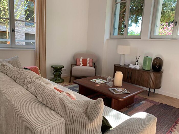 Appartement à louer - Versailles, Montreuil - 4 pièces - 3 chambres