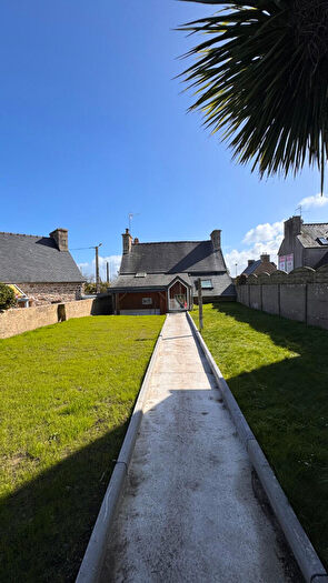 Maison à louer - Penvénan - 4 pièces - 2 chambres