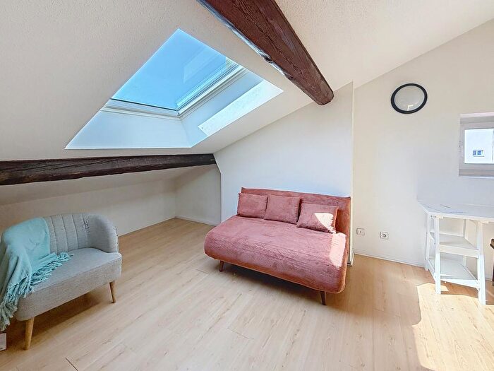 Appartement à louer - Clermont-Ferrand, Jaude, Fontgiève Saint-Alyre - 1 pièce