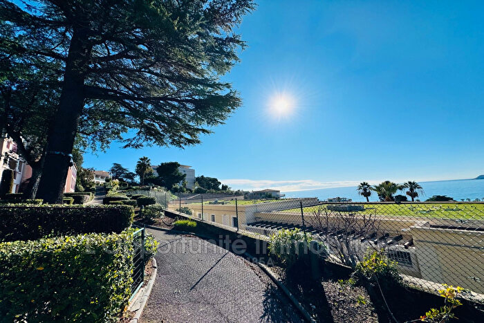 Appartement à vendre - Cannes, Croix des Gardes - 3 pièces - 2 chambres