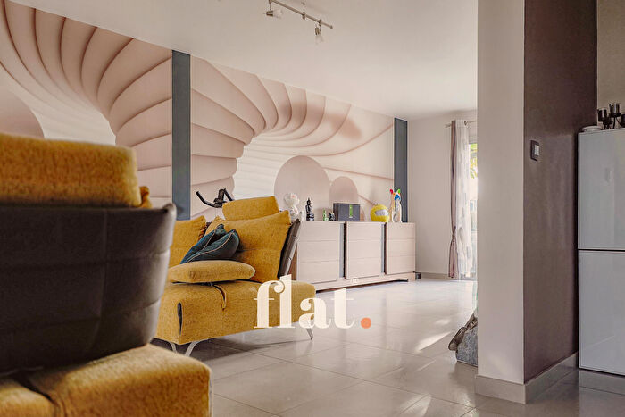 Maison à vendre - Sainte-Luce-sur-Loire - 6 pièces - 5 chambres