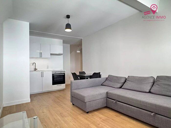 Appartement 2 pièces à Ainay, Lyon 2ème arrondissement, à louer