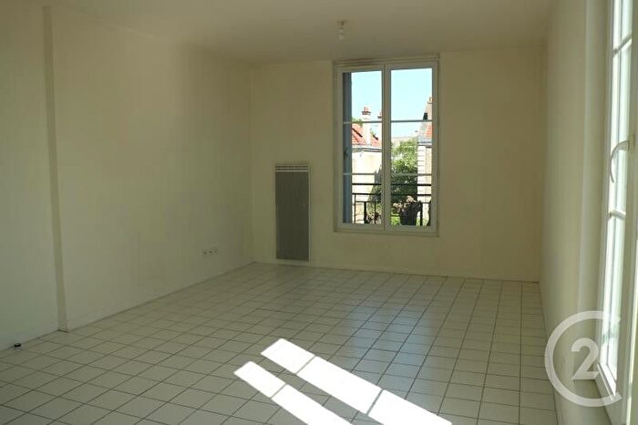 Appartement à louer - Melun, Rive de Seine, Sud - 2 pièces - 1 chambre