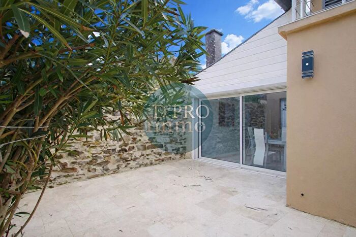 Maison à vendre - La Haie-Fouassière - 6 pièces - 4 chambres