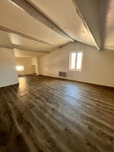 Appartement à louer - Ancien Hôpital, Béziers - 3 pièces - 2 chambres