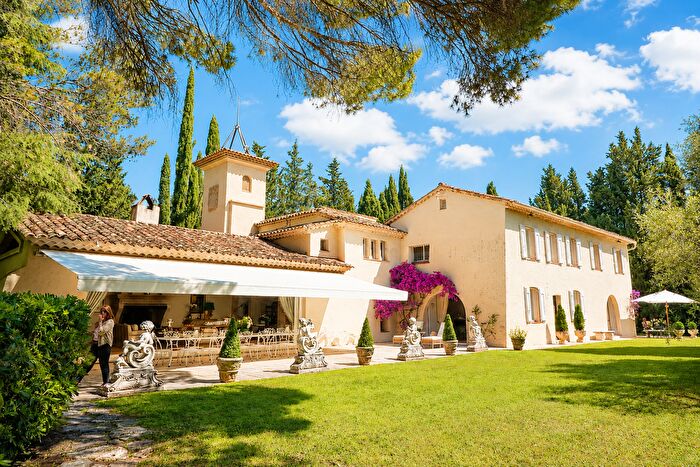 Auribeau-sur-Siagne - Maison 12 pièces à vendre