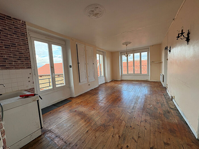 Appartement à vendre - Langeac - 4 pièces - 2 chambres