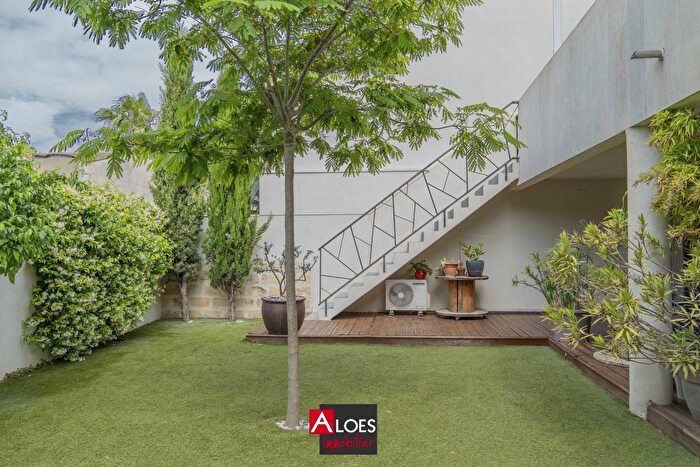 Maison à vendre - Aigues-Mortes - 6 pièces - 3 chambres