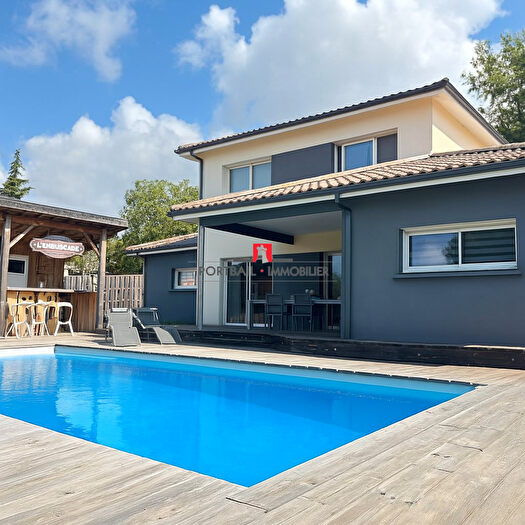 Maison à vendre - Saint-André-de-Cubzac - 6 pièces - 4 chambres