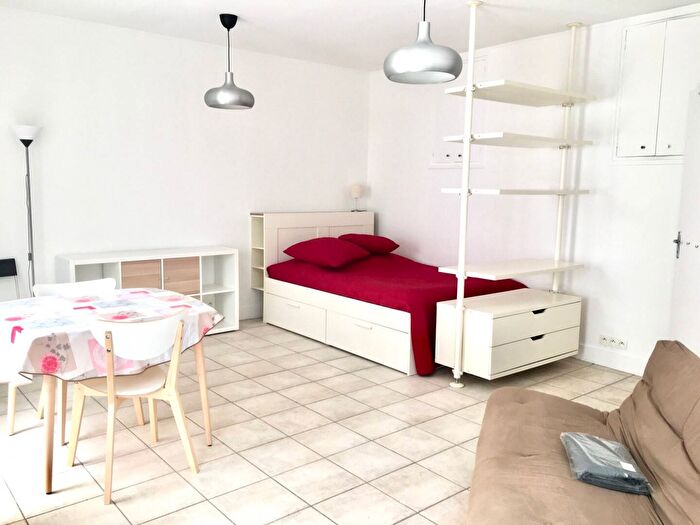 Appartement à louer - Paris ème arrondissement - 1 pièce