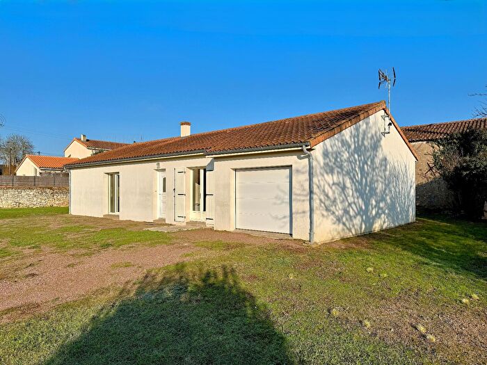 Maison à vendre - Sainte-Verge - 4 pièces - 3 chambres