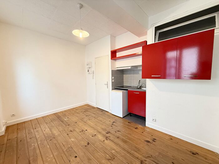 Bordeaux, Nansouty : Appartement 2 pièces à louer