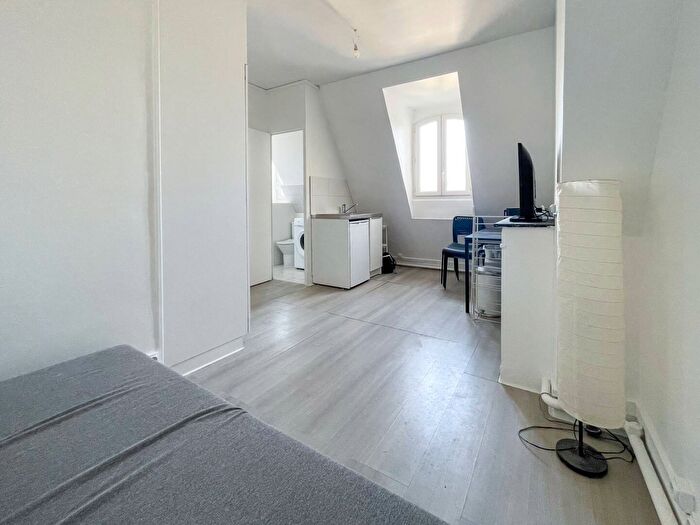 Appartement à louer - Parc Monceau, Paris ème arrondissement - 1 pièce