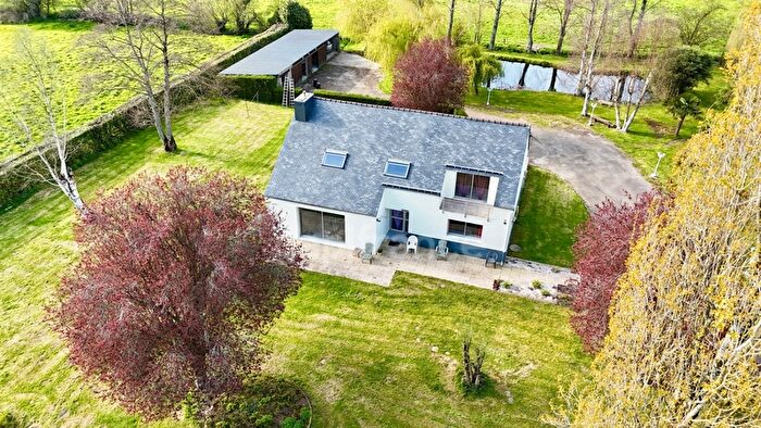 Maison à vendre - Spézet - 9 pièces - 1 chambre