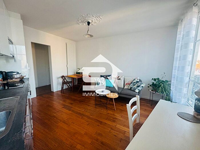 Appartement à louer - Village, Fontenay-sous-Bois - 2 pièces - 1 chambre