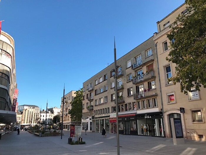 Appartement à louer - Caen, Saint-Jean - 2 pièces - 1 chambre
