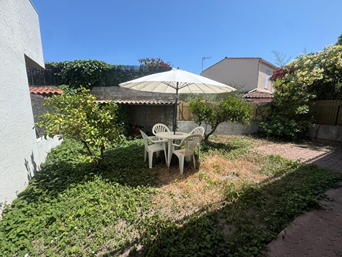 Maison à vendre - Saint-Cyprien - 6 pièces - 5 chambres