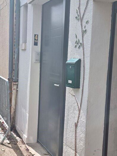 Maison à louer - Vieux Migennes - 3 pièces - 2 chambres