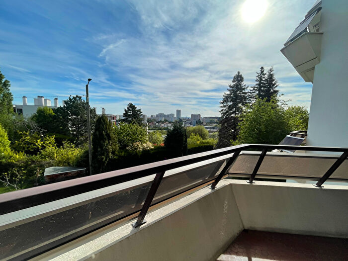 Appartement à vendre - Clermont-Ferrand, Vallières, Sallins, Poncillon - 3 pièces - 2 chambres
