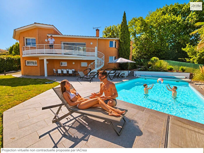Maison 7 pièces à vendre à Montaigut-sur-Save