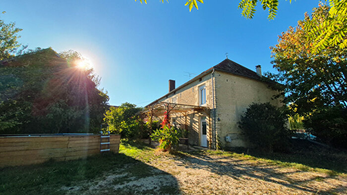 Maison 6 pièces à vendre à Lesmont