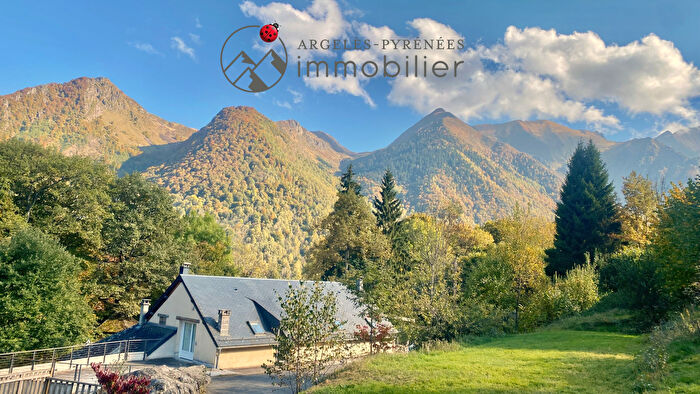 Maison à vendre - Estaing - 8 pièces - 6 chambres