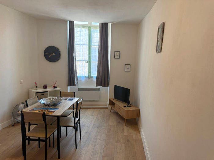 Camplanier, Nîmes - Appartement 1 pièce à louer