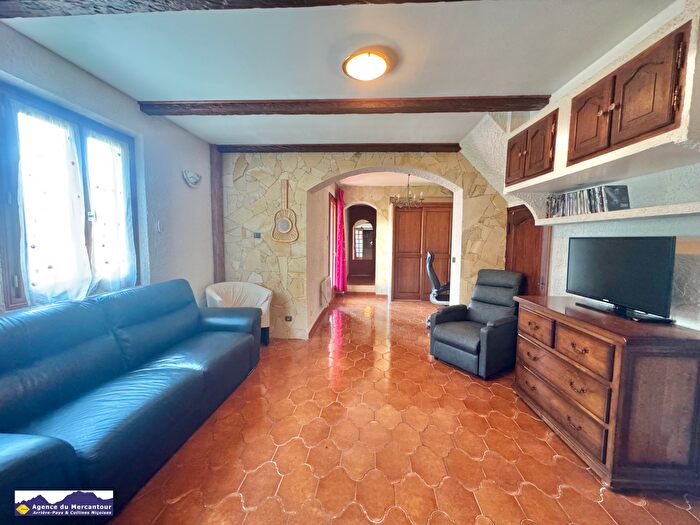 Utelle : Appartement 4 pièces à vendre