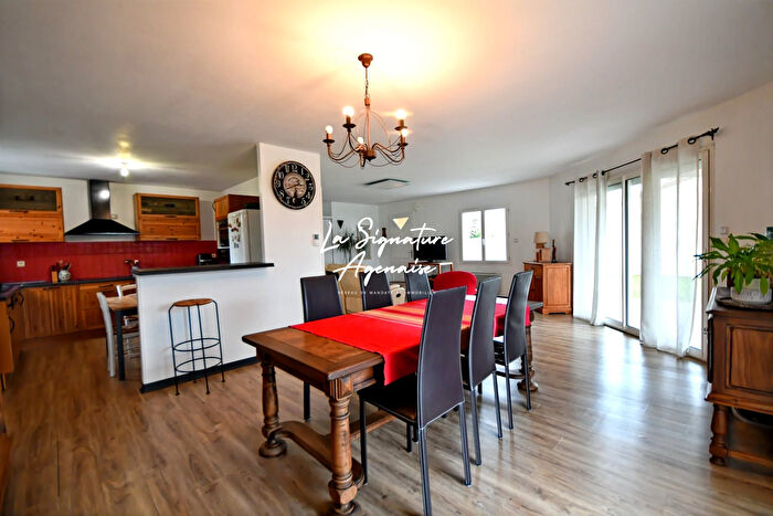 Maison à vendre - Sérignac-sur-Garonne - 5 pièces - 4 chambres