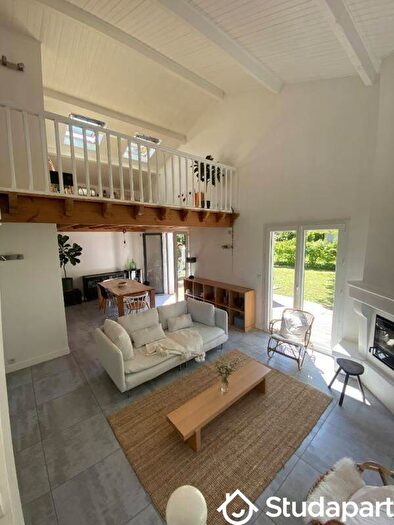 Appartement 1 pièce à louer - Clémenceau-Pontac-Sallegourde-Pont de Langon, Villenave-d'Ornon