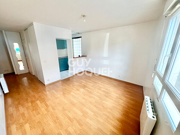 Massy, Centre-ville - Appartement 1 pièce à louer