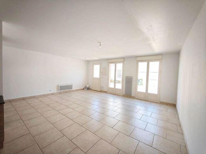 Village, Aubergenville : Appartement 3 pièces à louer