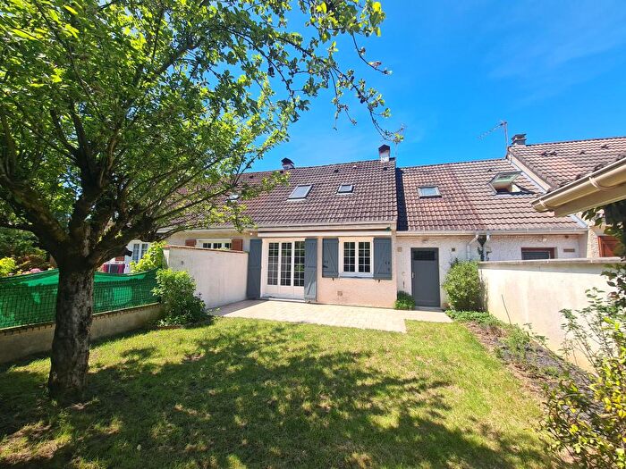 Maison 4 pièces à vendre - Ozoir-la-Ferrière, Vieux village, Armainvilliers, Notre Dame