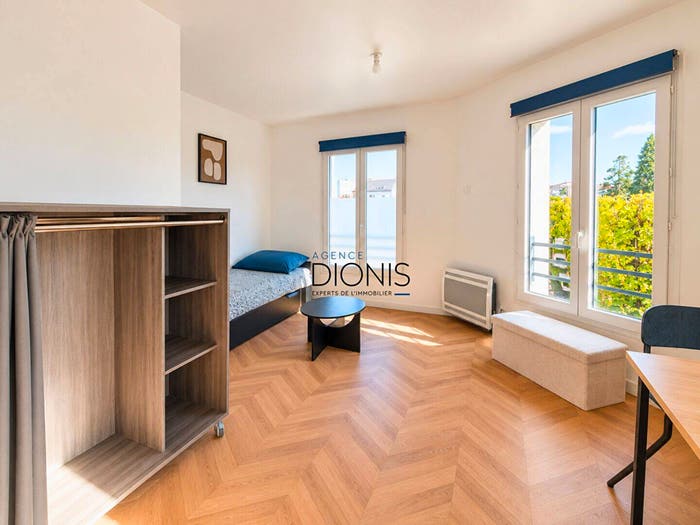 Appartement 1 pièce à louer - Cité Pierre et Marie Curie, Ivry-sur-Seine