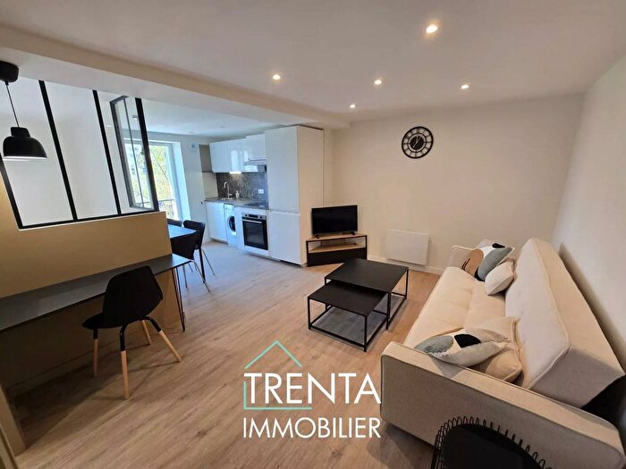 Appartement à louer - Souillet-Vouise, Voiron - 2 pièces - 1 chambre