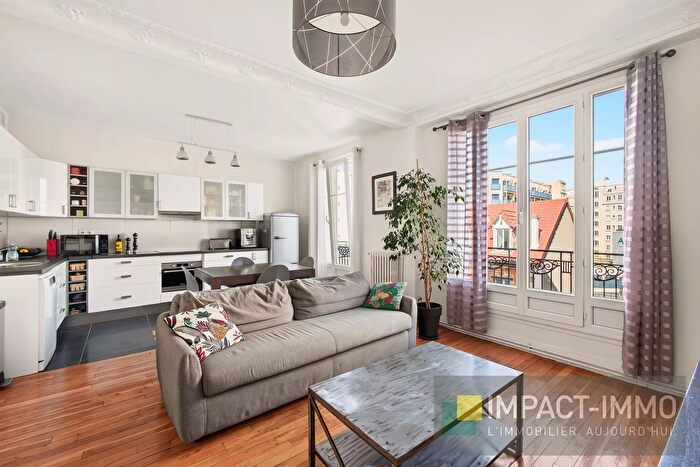 Appartement 4 pièces à Courbevoie, Bécon, à vendre