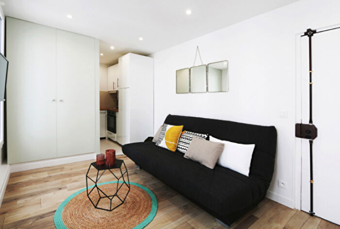 Appartement 1 pièce à louer à Paris 19ème, Buttes Chaumont, Laumière, Manin