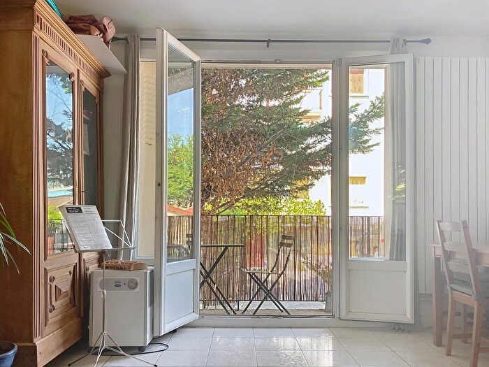 Montreuil, Branly, Boissière : Appartement 2 pièces à vendre