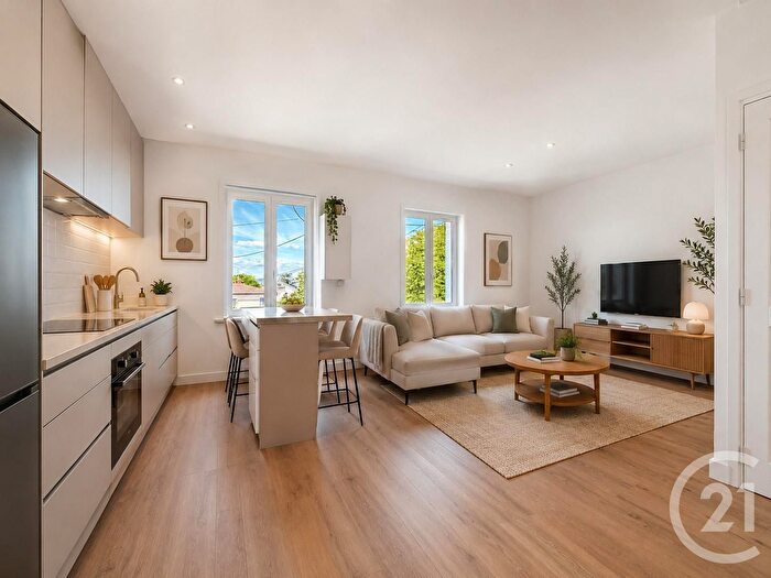 Neuville-sur-Saône : Appartement 3 pièces à vendre