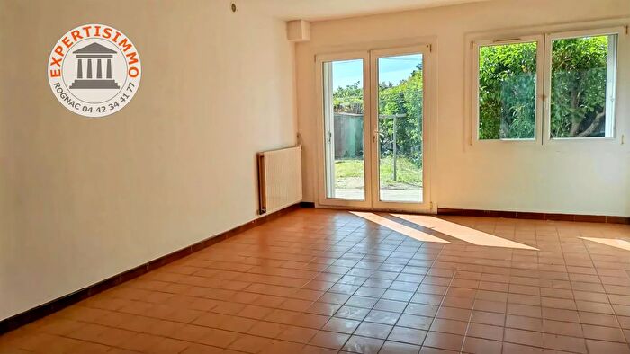 Appartement à vendre - Rognac - 4 pièces - 2 chambres