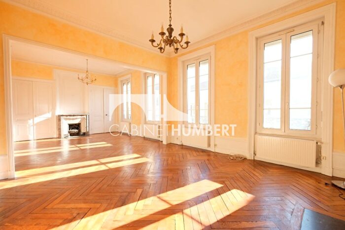 Appartement à vendre - Saint-Étienne, Jacquard, Préfecture - 6 pièces - 4 chambres