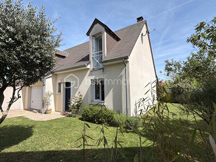 Azay-sur-Cher : Maison 5 pièces à vendre